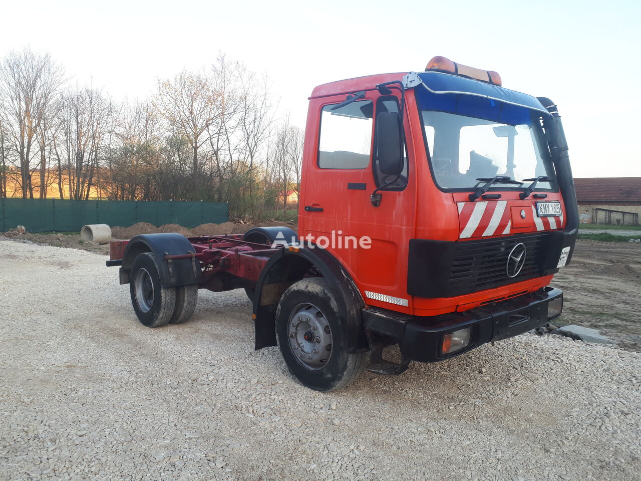 Ciężarówka podwozie Mercedes-Benz SK 1414 (MANUAL GEARBOX / ENGINE ...
